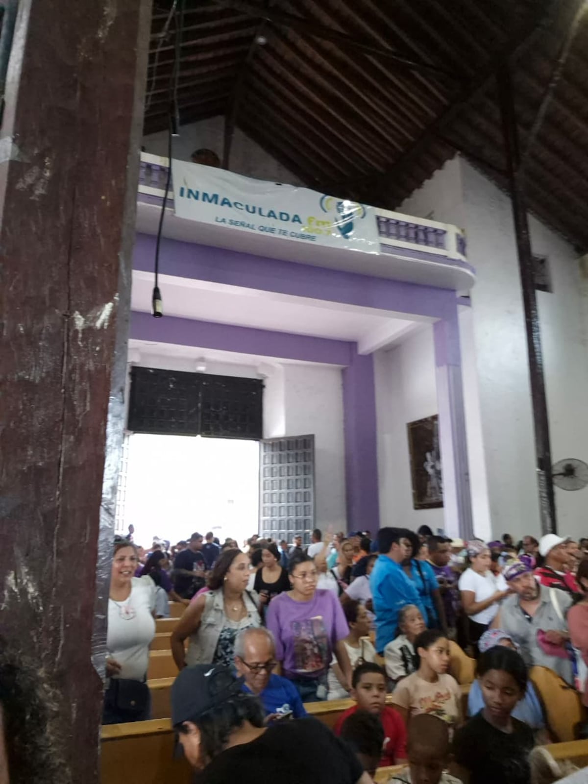 Padre Pinilla puso orden en Colón: ‘No mezclen la fe con curanderos ni ...