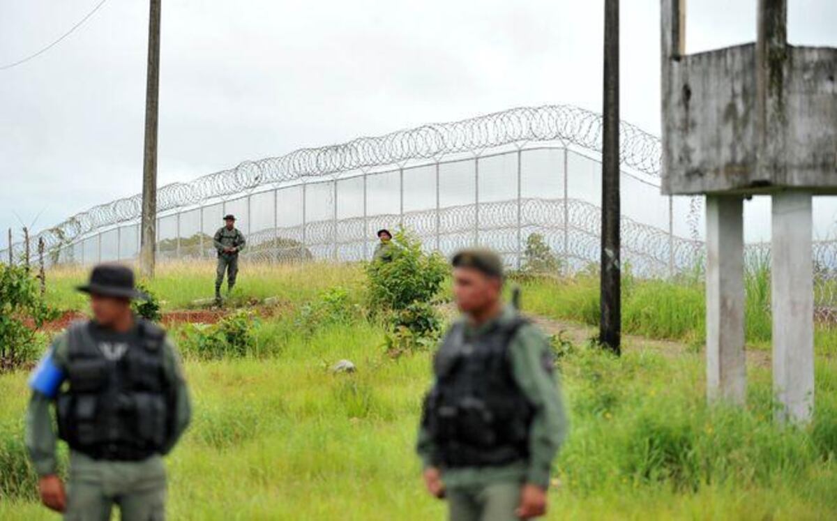 Privados de libertad de Punta Coco irán a otros centros penitenciarios