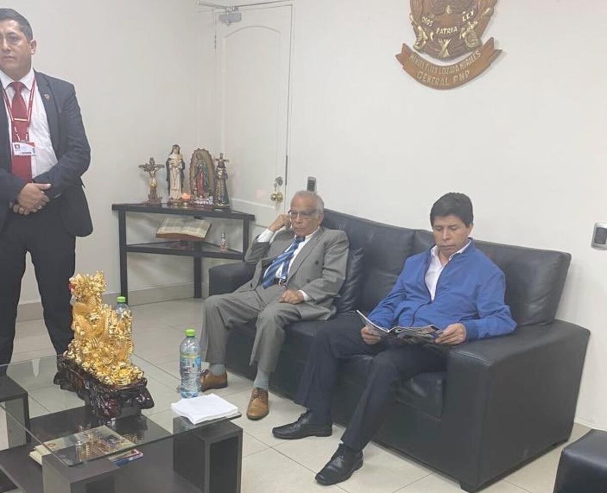 Perú ahora tiene una presidenta, mientras que Pedro Castillo fue arrestado