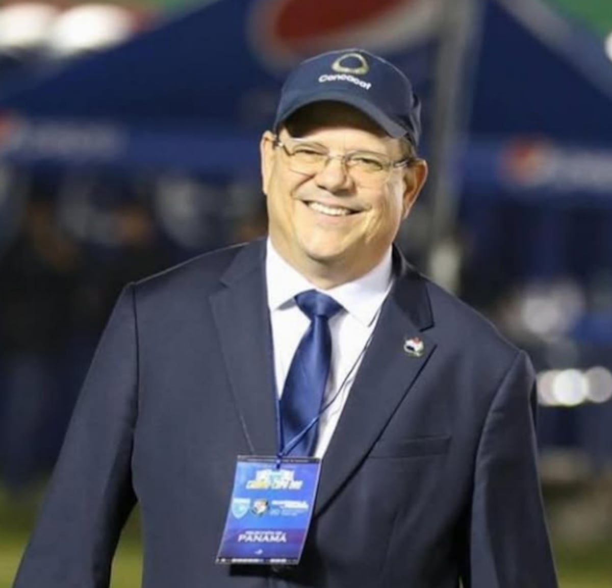 Manuel Arias queda inhabilitado seis meses por la FIFA